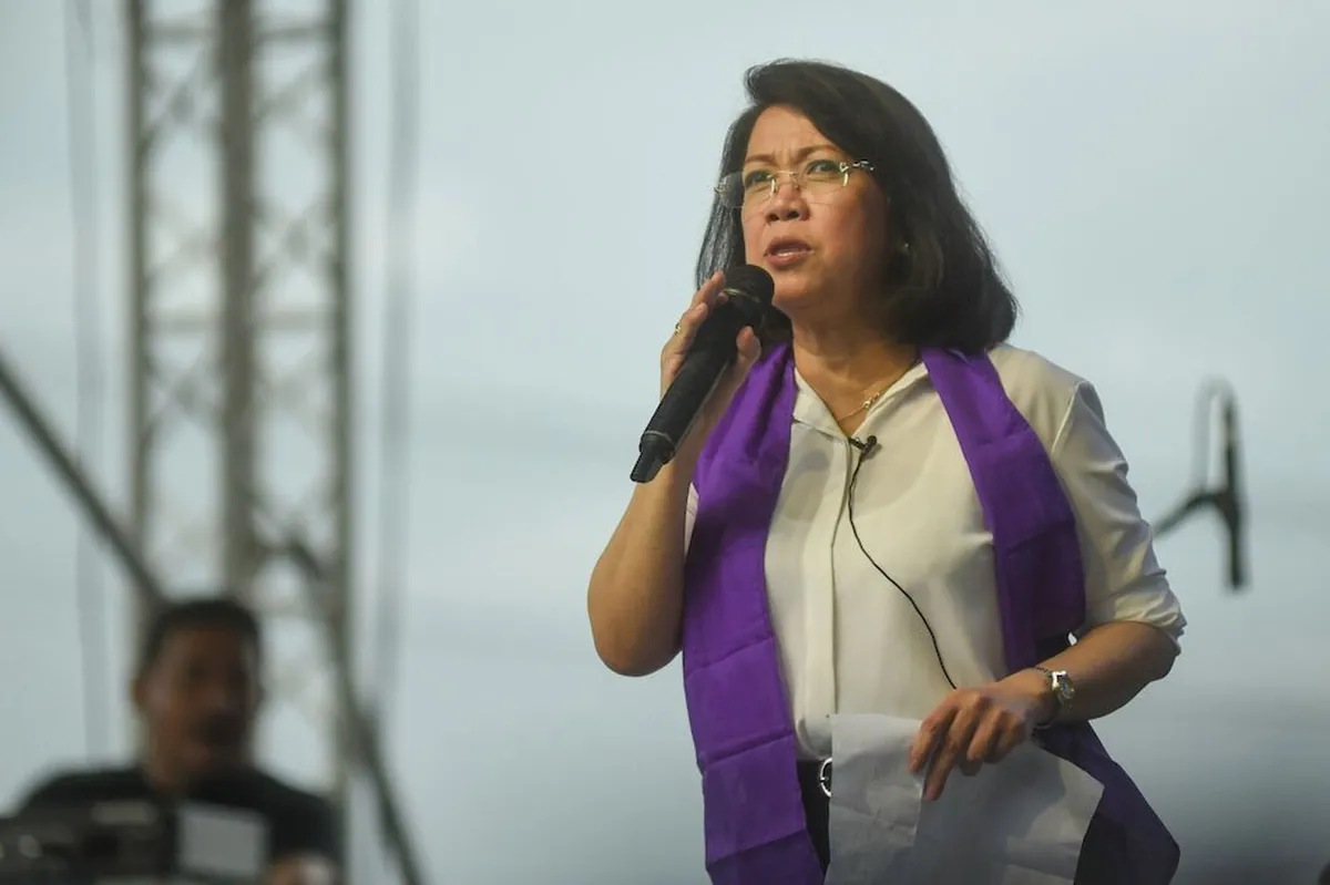 Graft complaint vs Sereno sent to Ombudsman | ABS-CBN News
