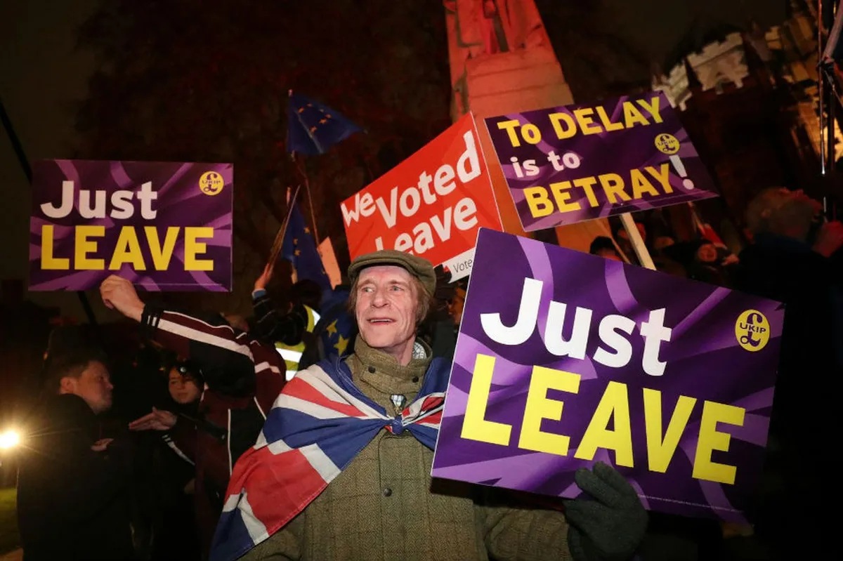 Britain's May wins mandate to reopen Brexit deal | ABS-CBN