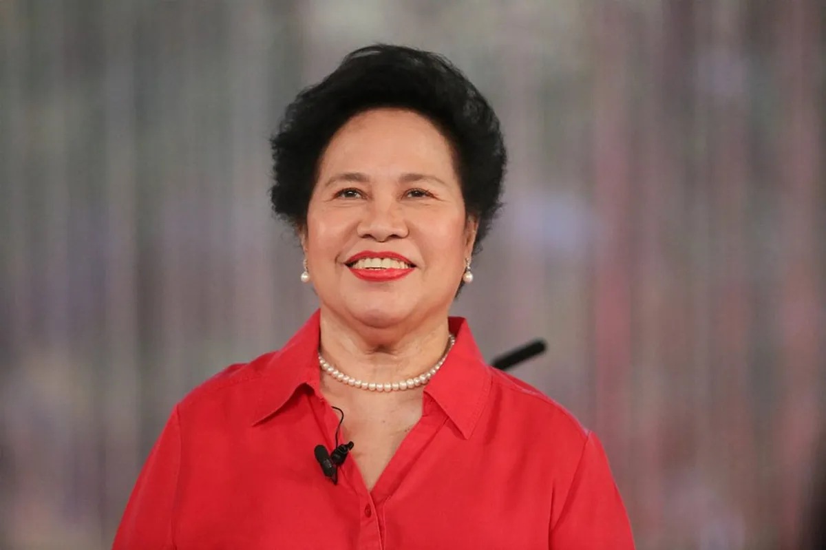 Duterte to confer highest civil service award on the late Miriam ...