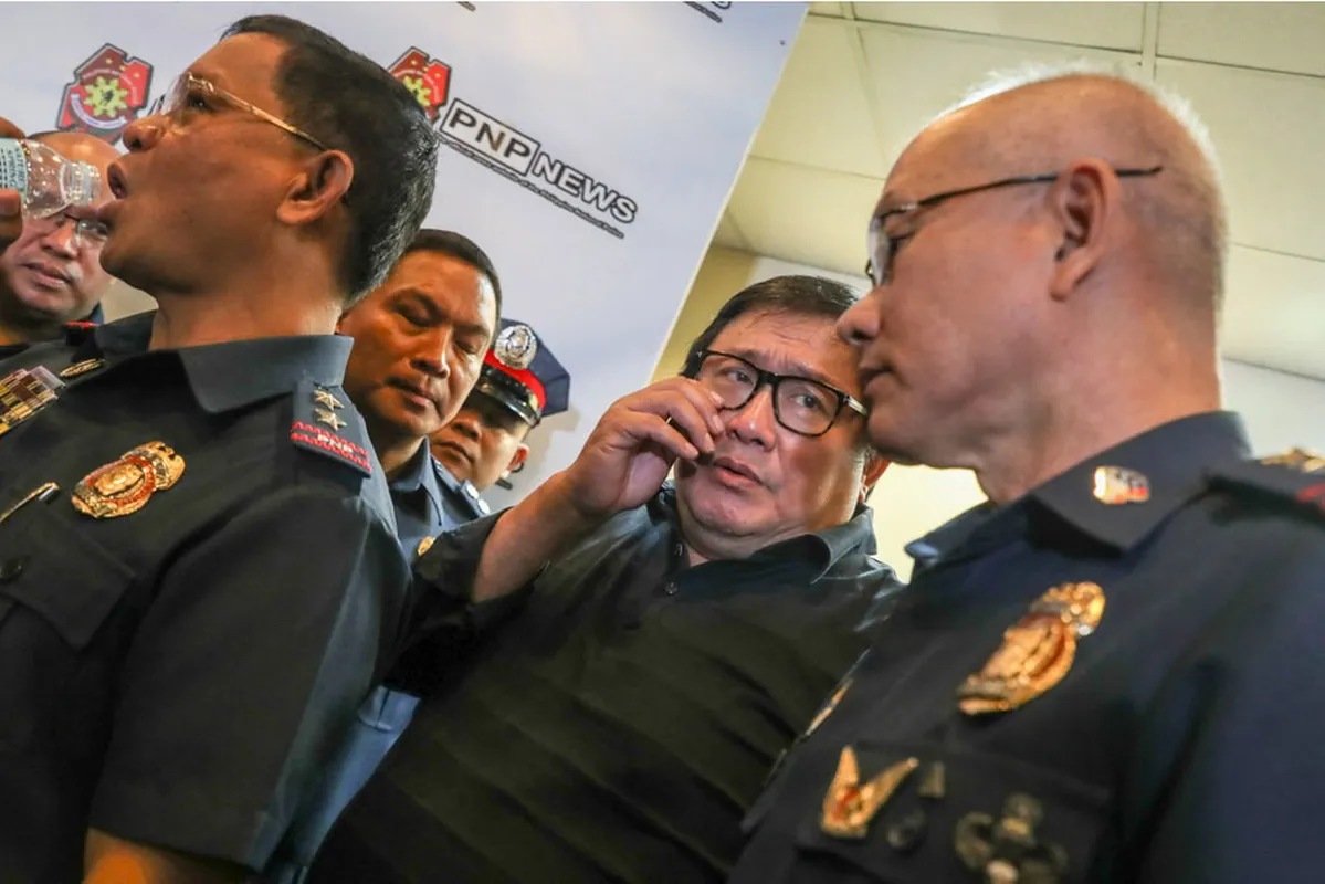 Ex-cop Wally Sombero surrenders | ABS-CBN News