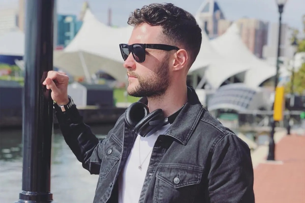 WATCH: Calum Scott arrives in Manila for concert | ABS-CBN Entertainment