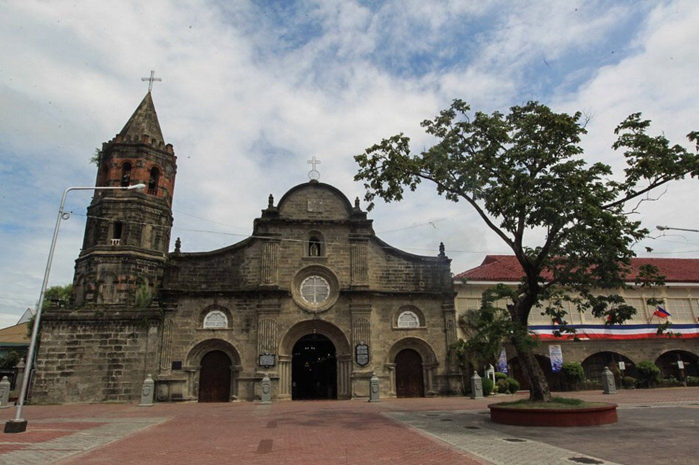 Duterte signs law commemorating First Philippine Republic Day | ABS-CBN ...