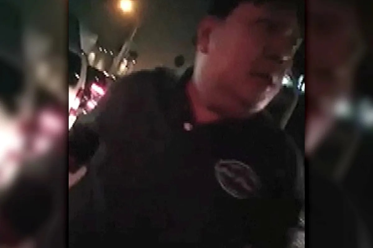 Paninigaw ng driver sa traffic enforcer, huli sa video | ABS-CBN News
