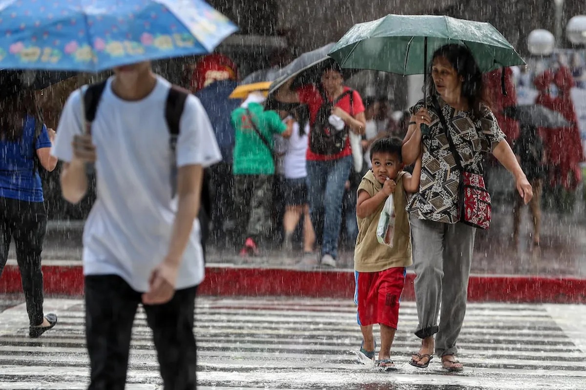 Publiko, pinag-iingat kontra mga 'usong' sakit tuwing tag-ulan | ABS ...