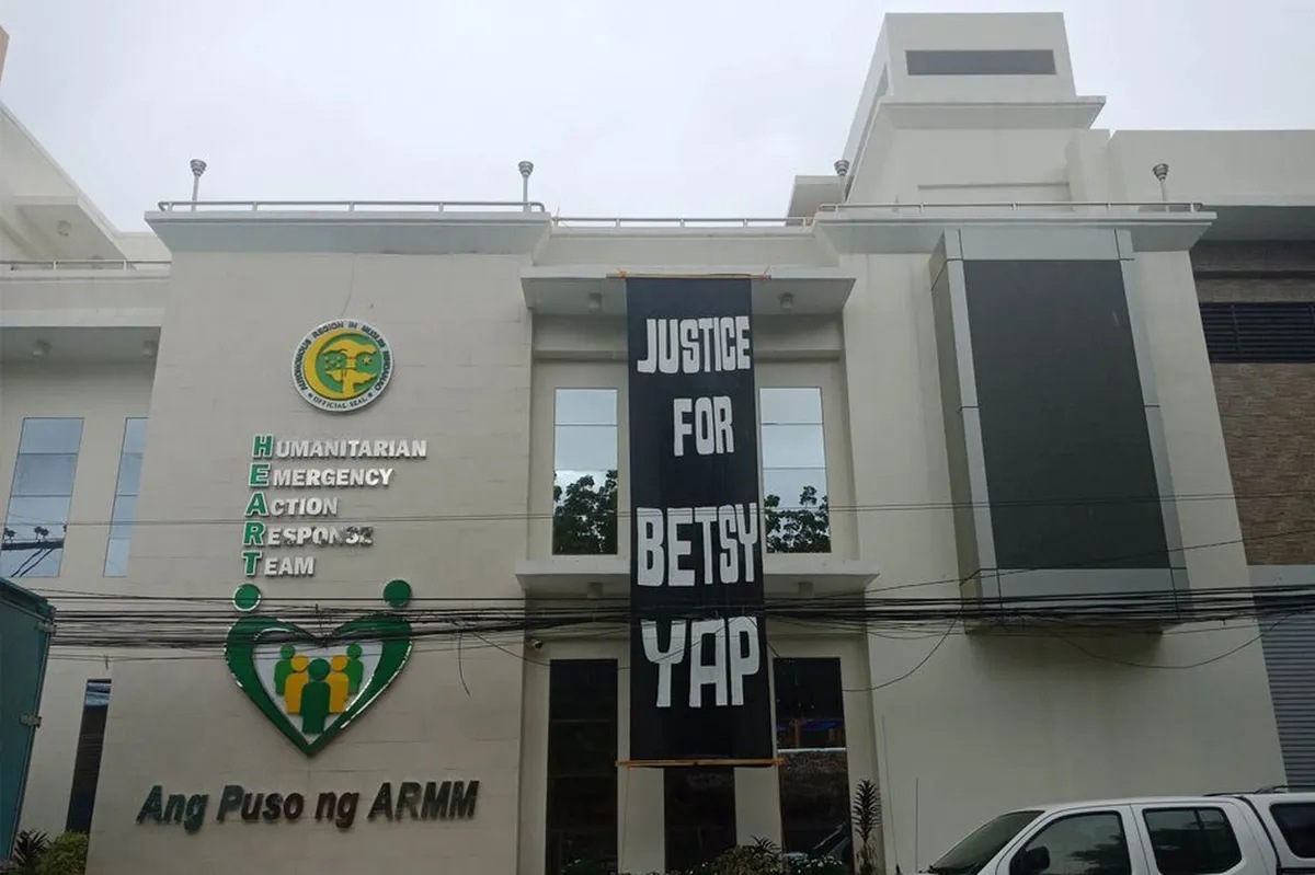 Hustisya hiling para sa buntis na aid worker na pinatay sa Maguindanao ... Hustisya hiling para sa buntis na aid worker na pinatay sa Maguindanao ...