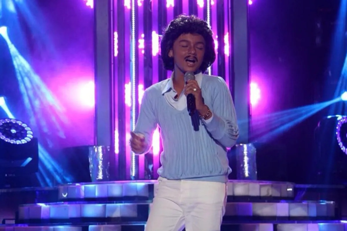 WATCH: Noel Comia Jr. charms judges as Rico J. Puno | ABS-CBN Entertainment
