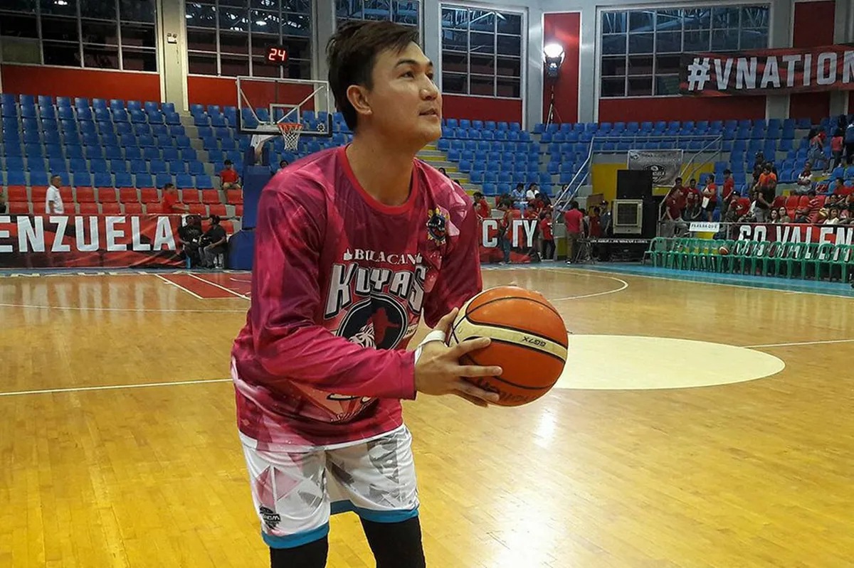 MPBL: Ex PBA pro Chris Baluyot is councilor by day, Bulacan Kuya by ...