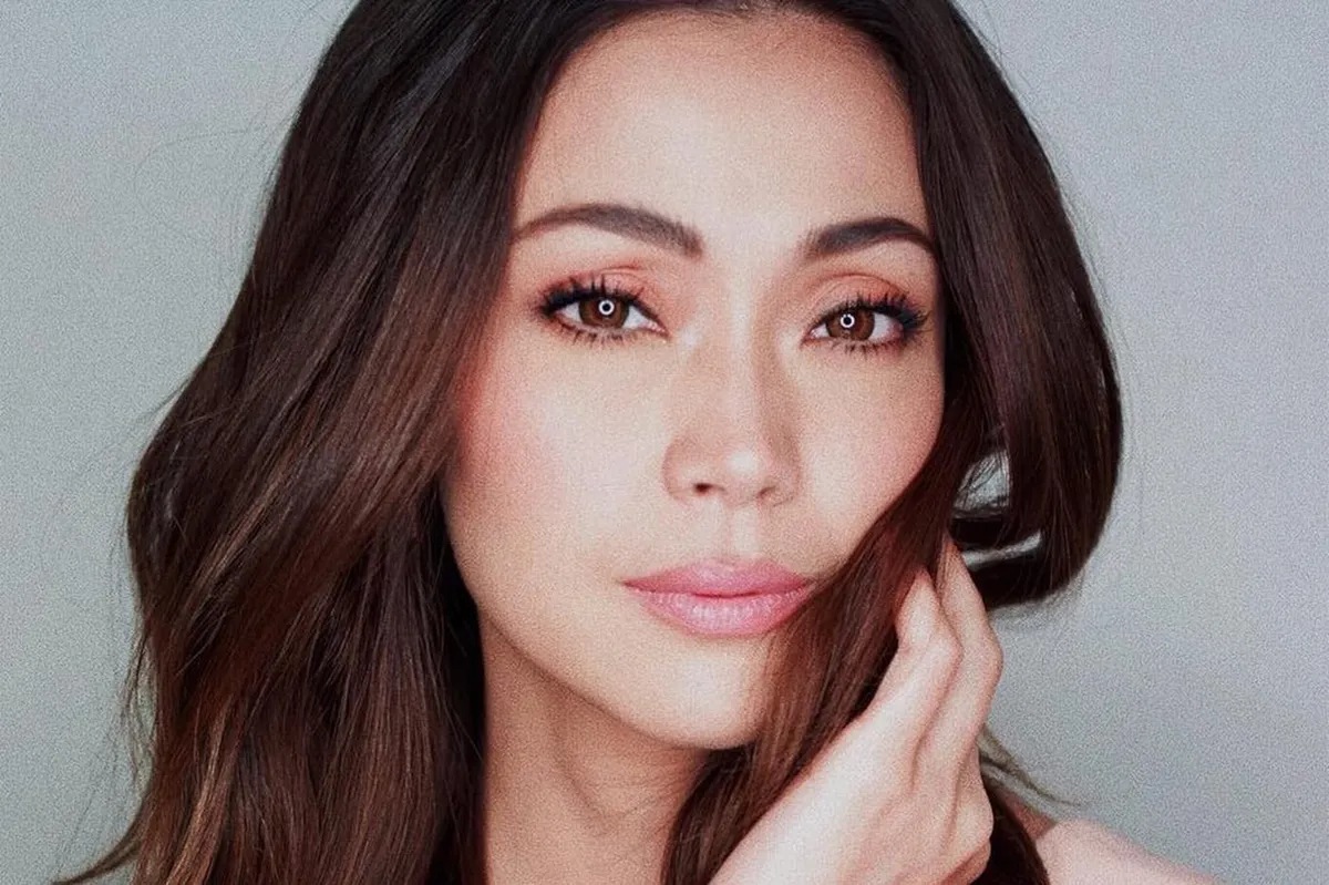 How Jodi gets a sun tan even without hitting beach | ABS-CBN Entertainment