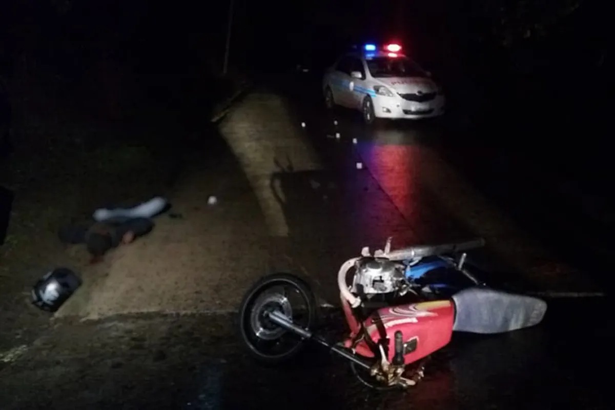 Lalaki, patay matapos makipagbarilan umano sa mga pulis sa Batangas ... Lalaki, patay matapos makipagbarilan umano sa mga pulis sa Batangas ...