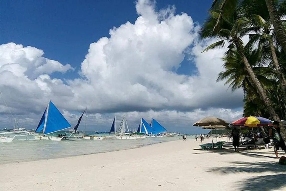 Boracay tourist arrivals up despite closure plan | ABS-CBN News