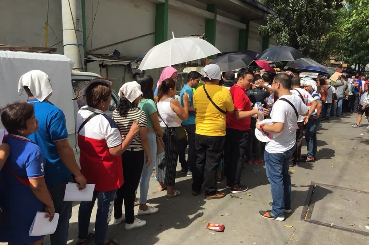 Dagsa sa unang araw ng paghahain ng kandidatura, di pangkaraniwan ... Dagsa sa unang araw ng paghahain ng kandidatura, di pangkaraniwan ...