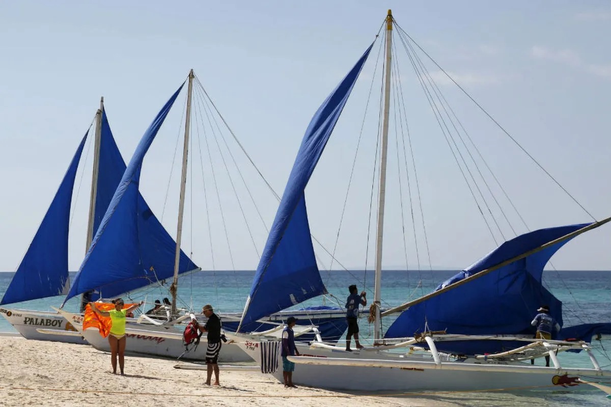 Tourism jobs seen growing despite Boracay shutdown | ABS-CBN News