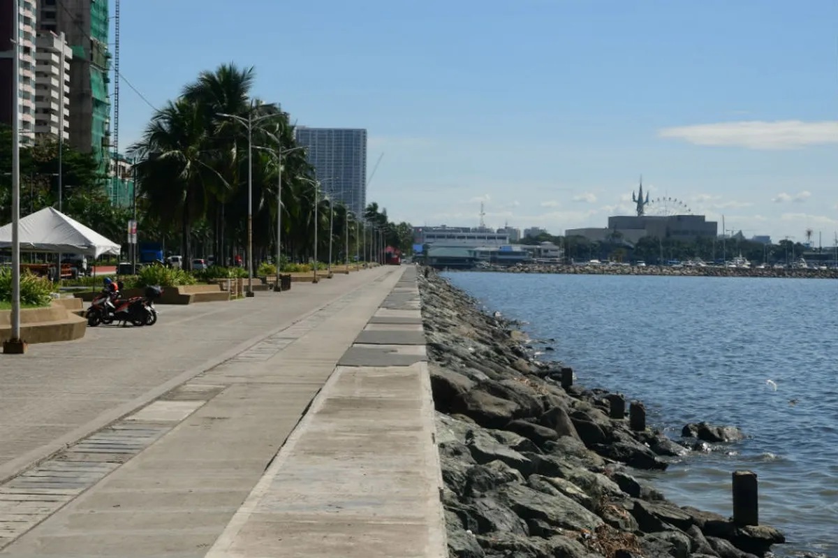 Pagligo sa Manila Bay, bawal na | ABS-CBN News
