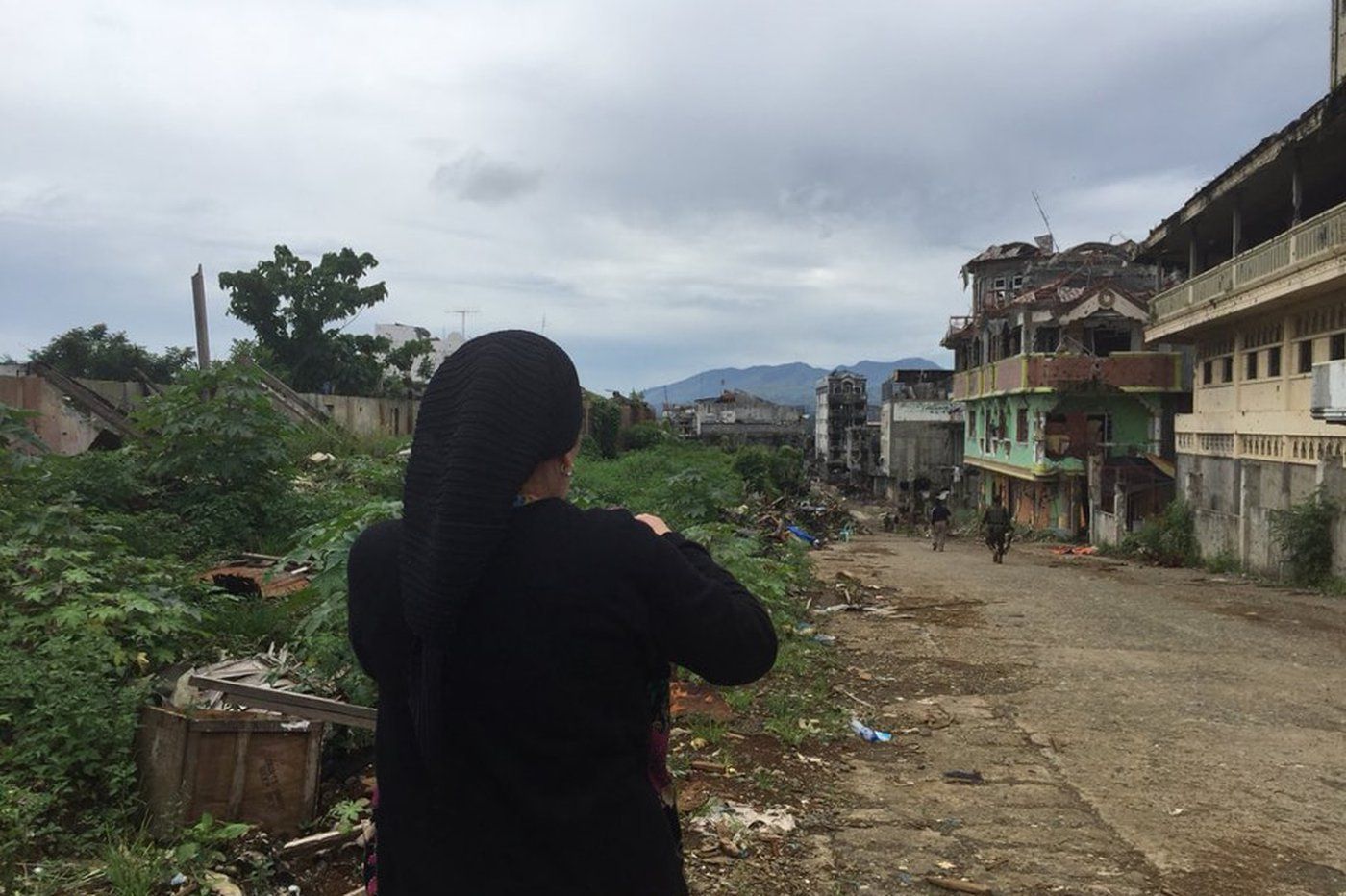 EXCLUSIVE: Destruction greets local officials in Marawi ground zero ...