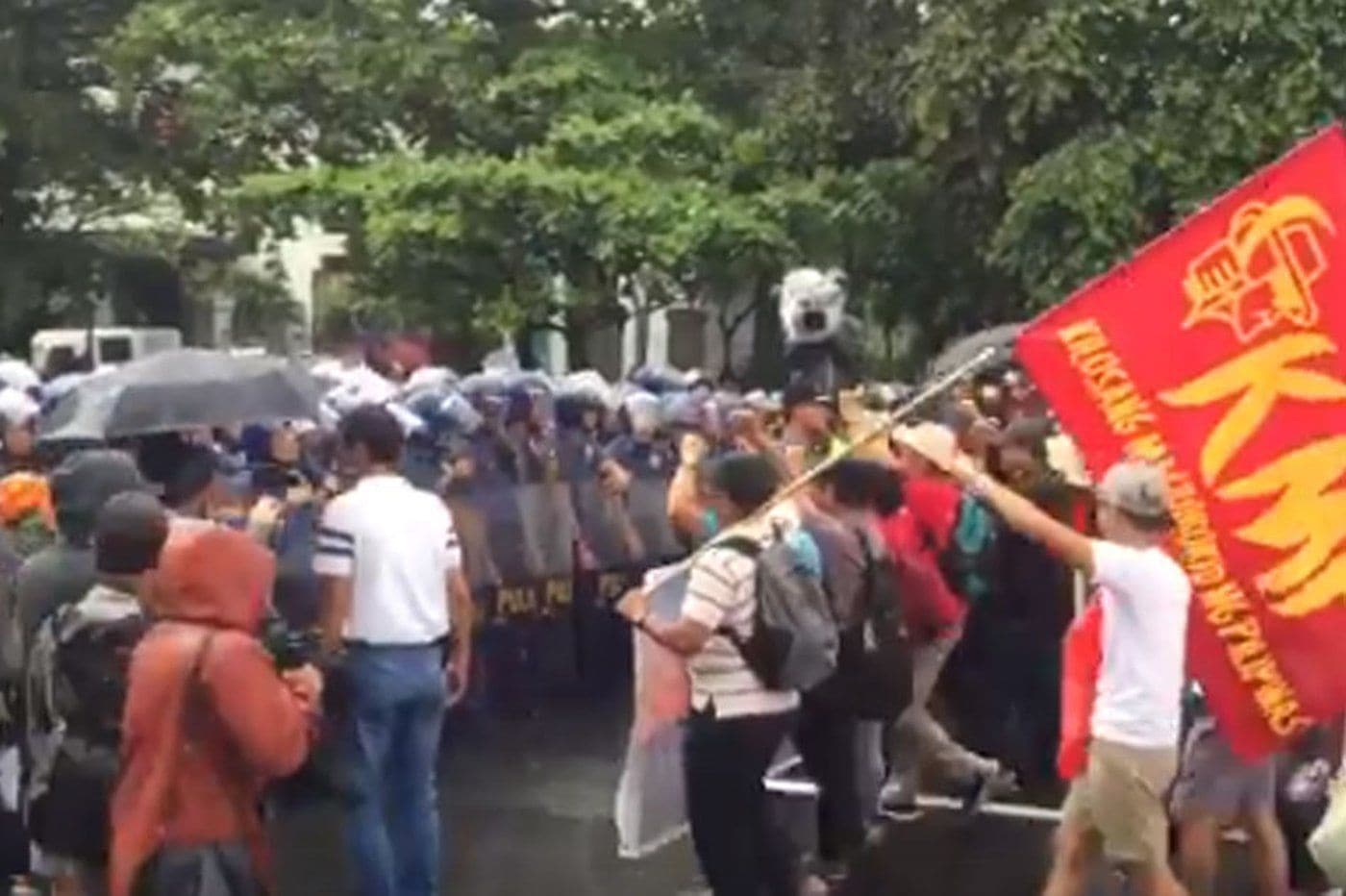 Mga aktibista nag-rally kontra US, China sa Araw ng Kalayaan | ABS-CBN News Mga aktibista nag-rally kontra US, China sa Araw ng Kalayaan | ABS-CBN News