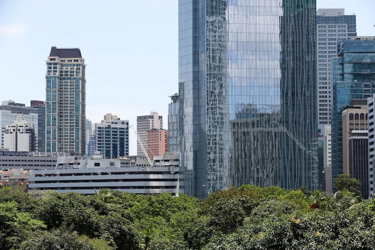 PH economy has 'buffers,' but 'not immune' from high interest rates ...