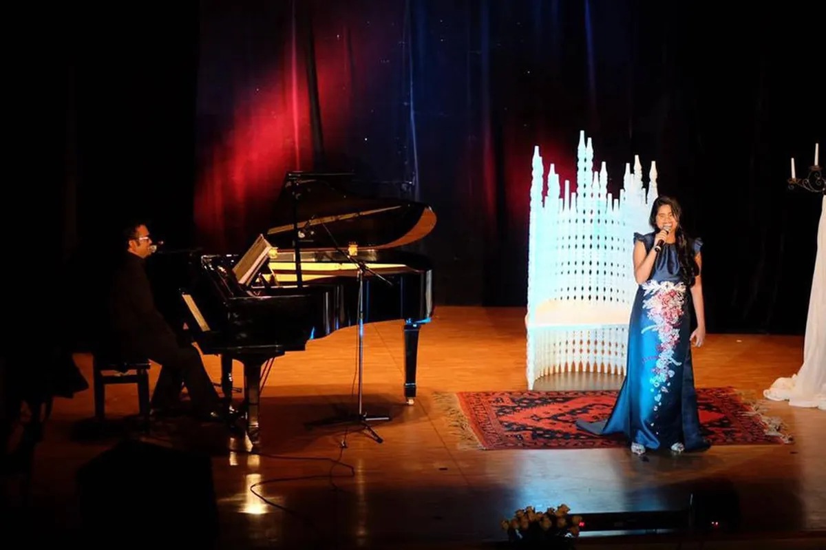 Aliènette returns to Paris for a concert | ABS-CBN