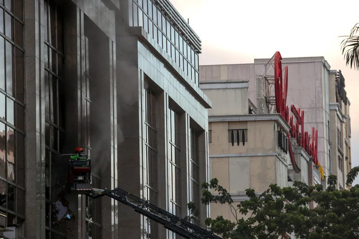 200 personnel vs 1 gunman: Resorts World security chief grilled | ABS ...