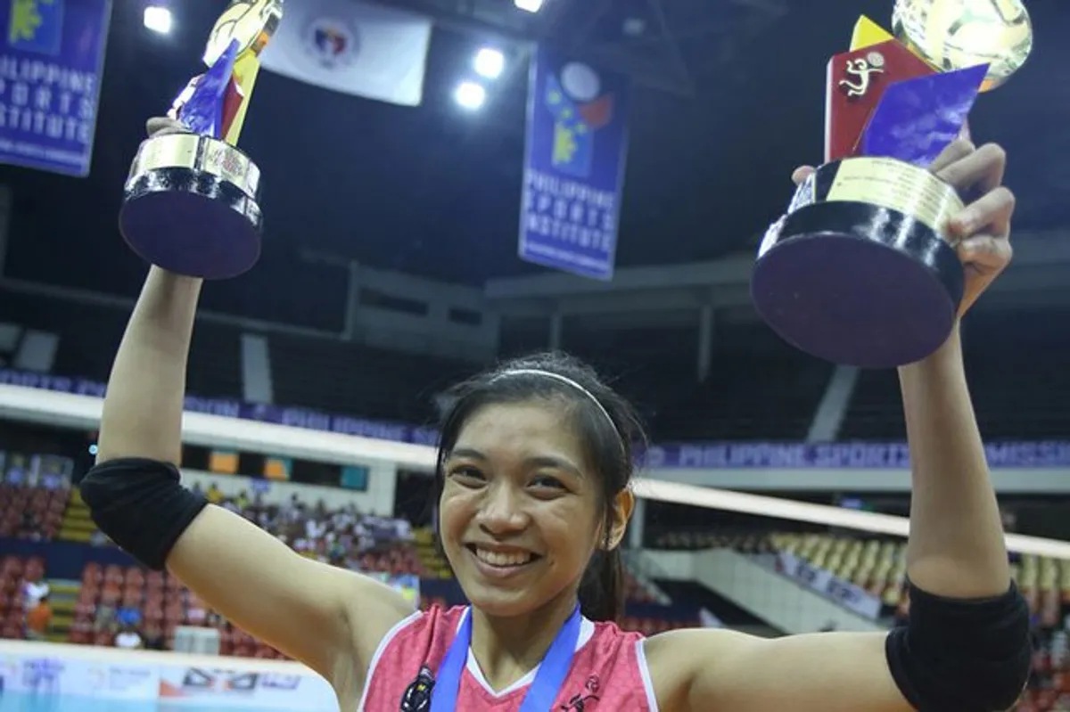 Alyssa cops PVL MVP trophy | ABS-CBN Sports