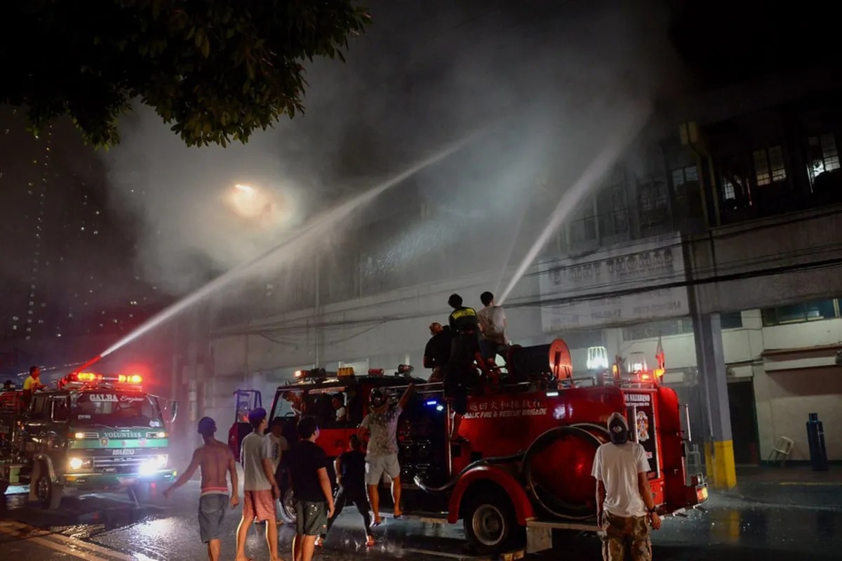 Fire hits lechon resto along Quezon Avenue | ABS-CBN News