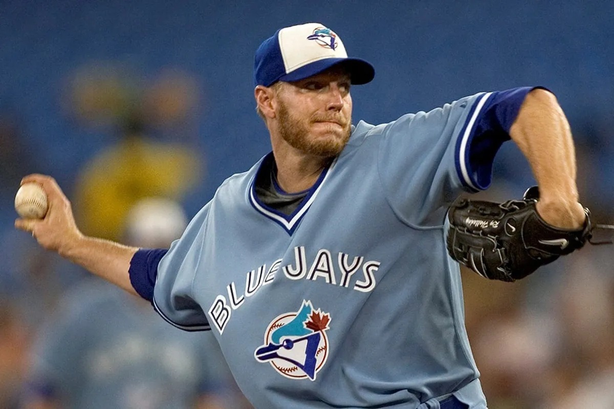 Roy Halladay, ex-MLB pitching star, dies in plane crash off Florida ...