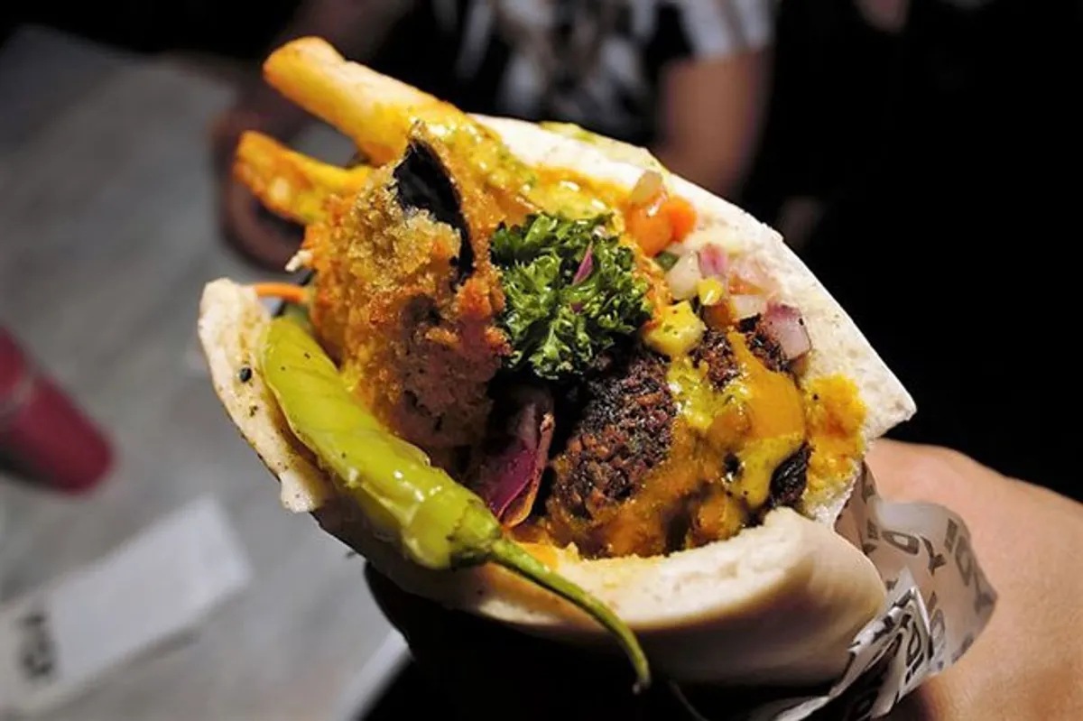 New eats: Falafel Yo offers healthy movie food to Greenbelt crowd | ABS ...
