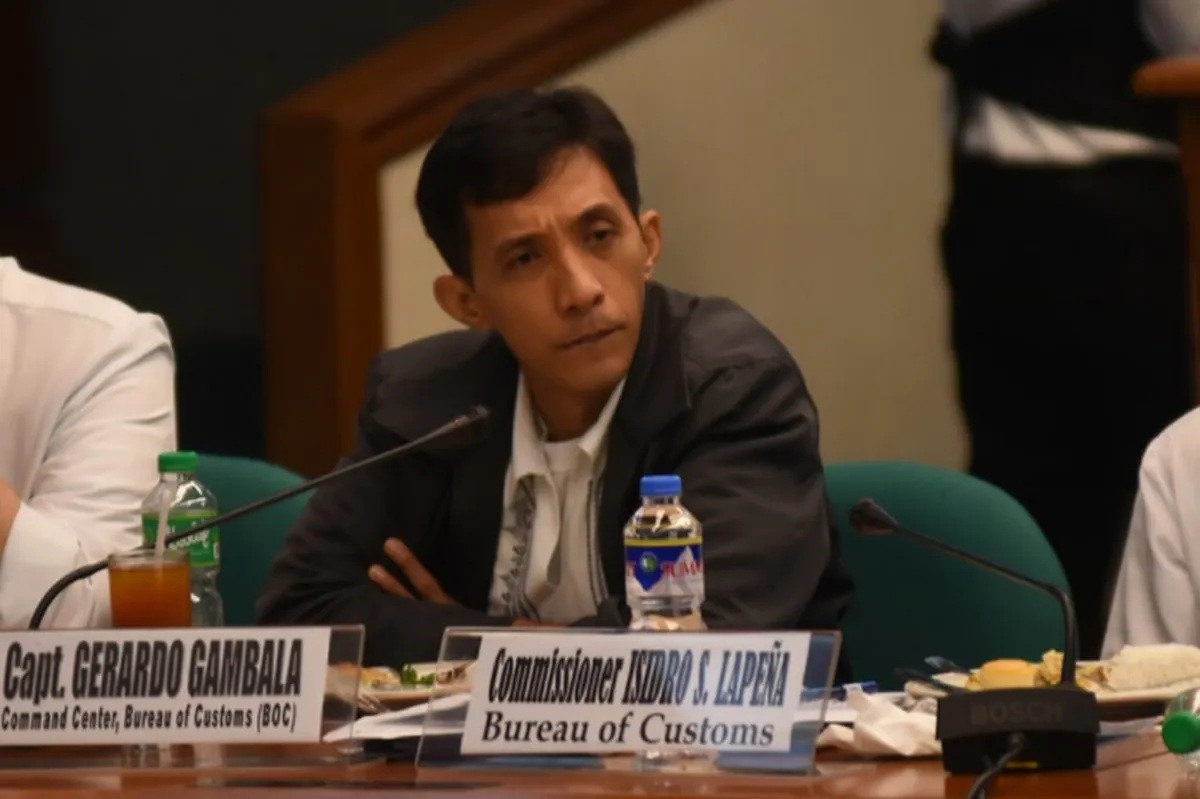 Customs deputy commissioner Gambala nagbitiw sa puwesto | ABS-CBN News