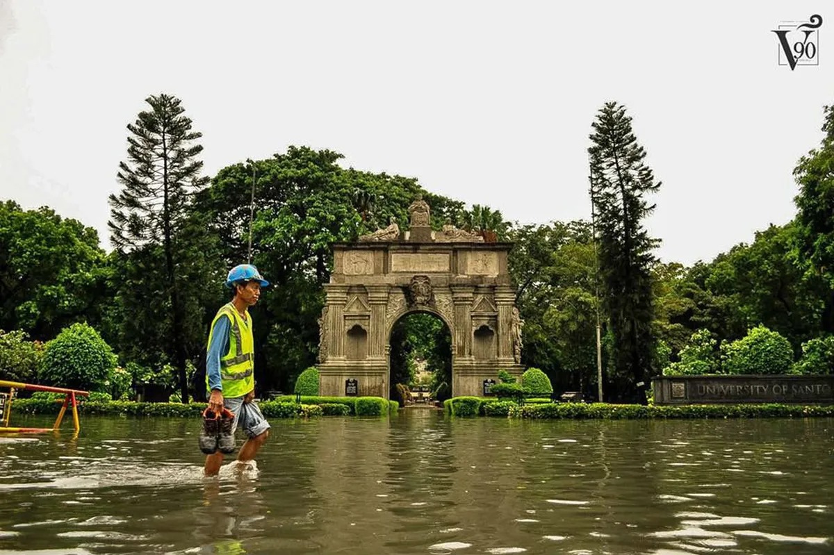 Baha sa Maynila: España, UST nagmistulang swimming pool | ABS-CBN News