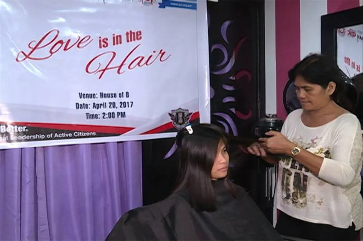 TINGNAN: Mga taga-Albay nag-donate ng buhok para sa mga may cancer ...