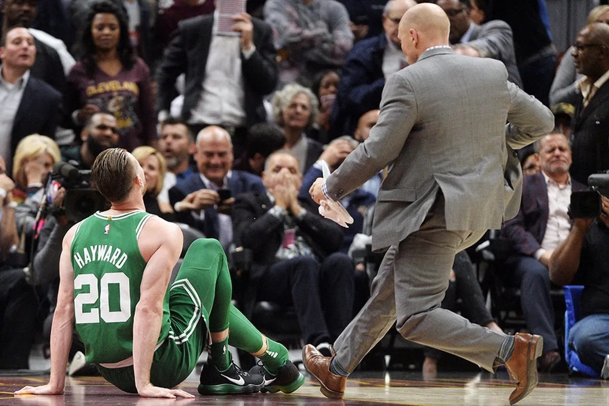 Celtics forward Hayward suffers horrifying leg injury | ABS-CBN Sports