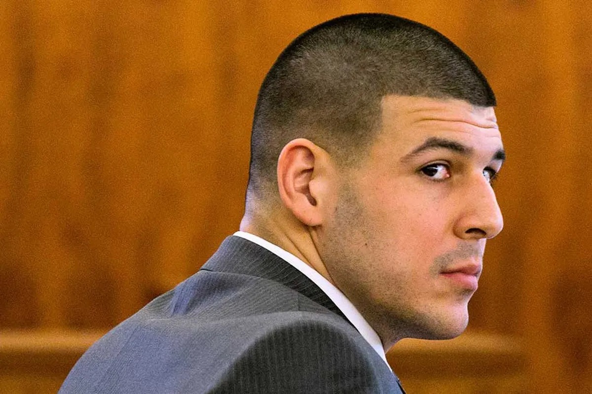 Judge overturns ex-NFL star Hernandez's murder conviction | ABS-CBN Sports