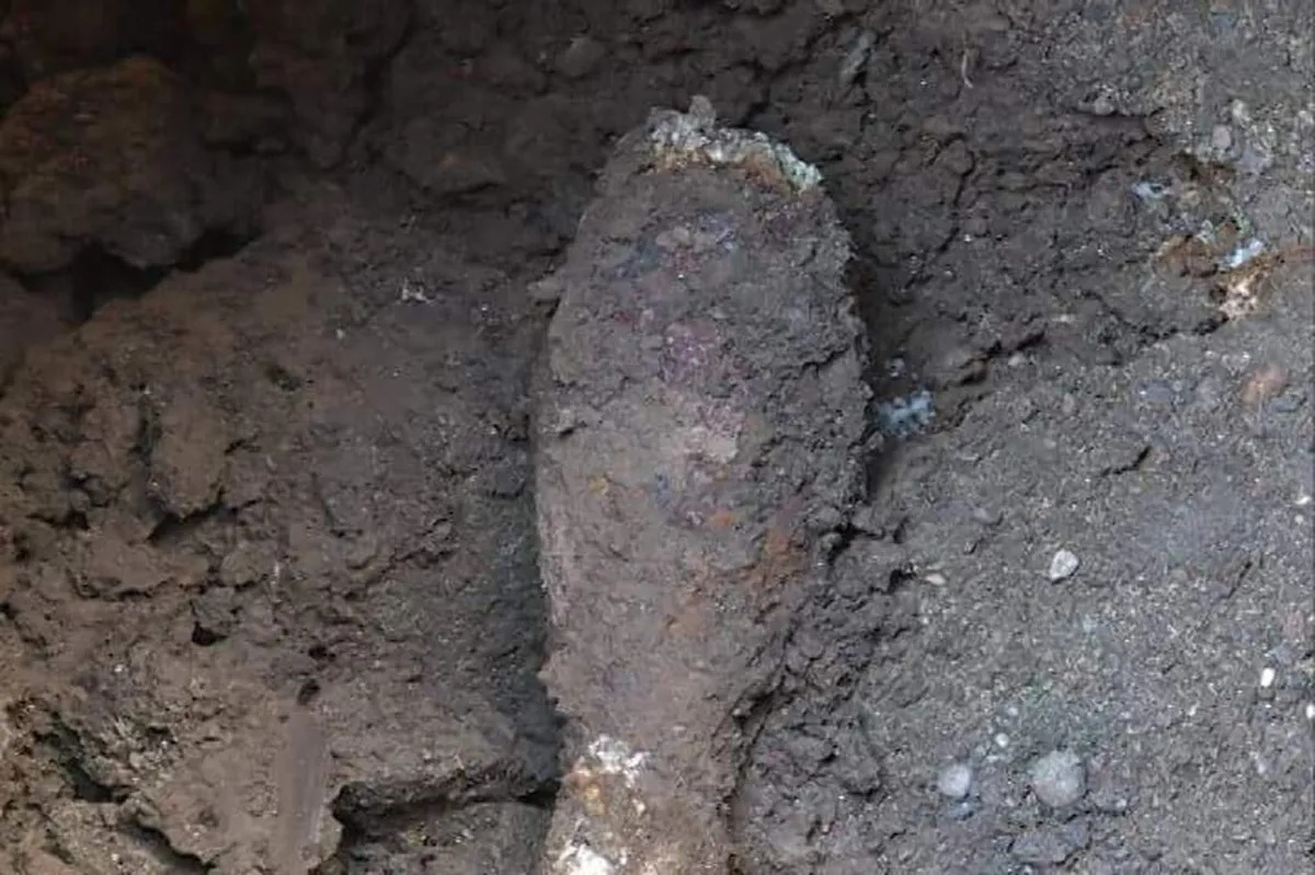 Old bomb unearthed in Ilocos Norte | ABS-CBN News Old bomb unearthed in Ilocos Norte | ABS-CBN News