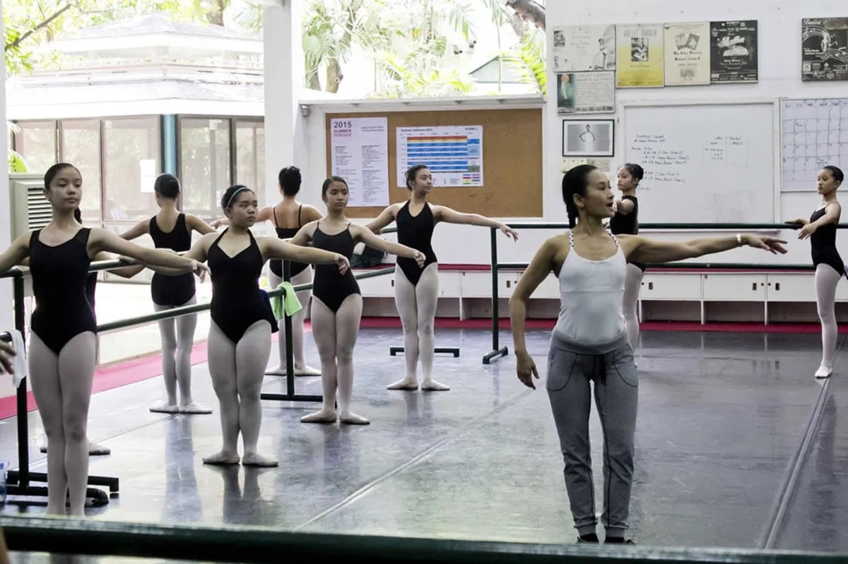 Lisa Macuja's ballet school turns 20 | ABS-CBN Lifestyle