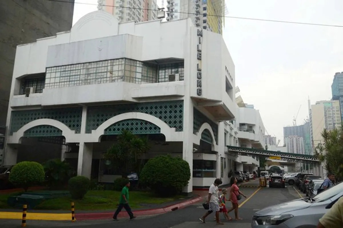 Duterte says gov't to sell Mile Long property | ABS-CBN News