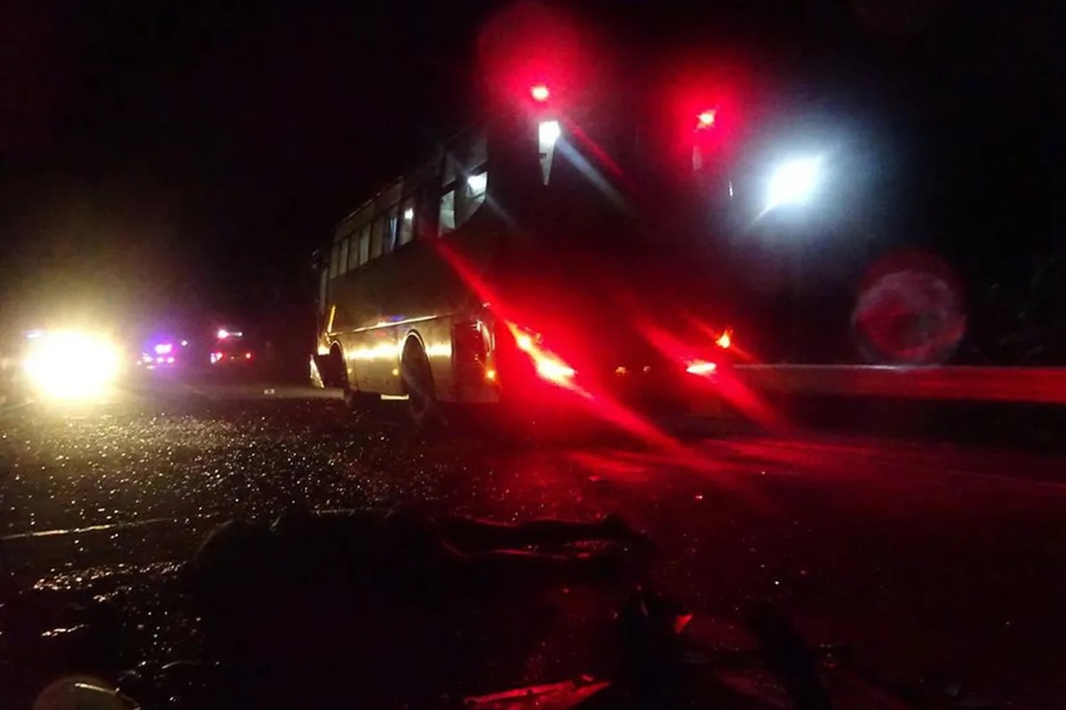 4 patay sa salpukan ng bus, tricycle sa Camarines Sur | ABS-CBN News 4 patay sa salpukan ng bus, tricycle sa Camarines Sur | ABS-CBN News
