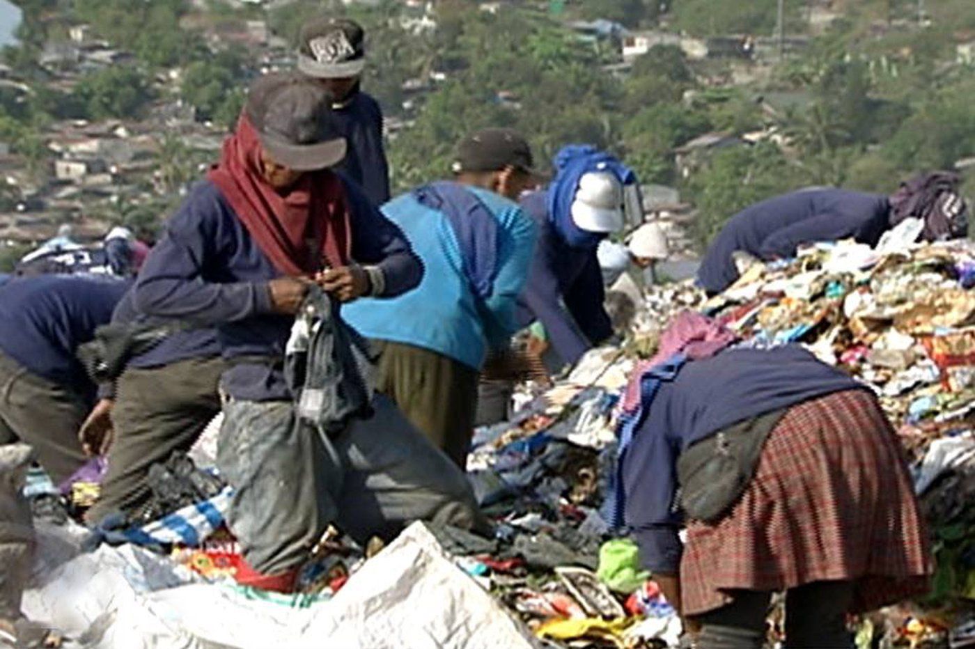 Koleksiyon ng basura sa QC, naaantala dahil sa pagsasara ng Payatas ...