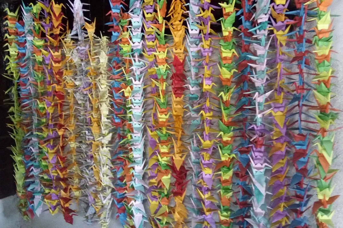 Koleksyong origami ng isang lalaki, umabot ng libo-libo | ABS-CBN