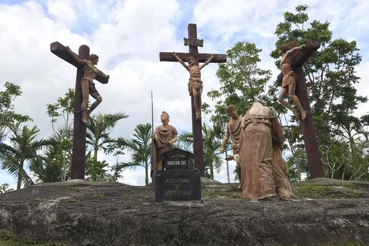 TINGNAN: Patok na destinasyon ng mga namamanata sa Albay | ABS-CBN ...