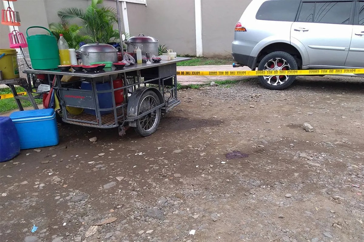 Babae patay matapos barilin sa Batangas City | ABS-CBN News Babae patay matapos barilin sa Batangas City | ABS-CBN News