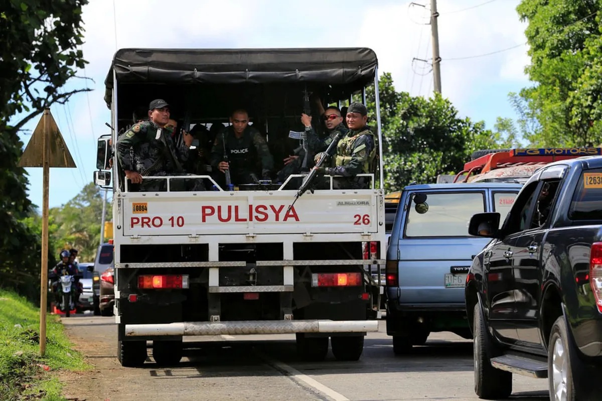 Police convoy, tinambangan sa Lanao, 4 na umano'y Maute patay | ABS-CBN News