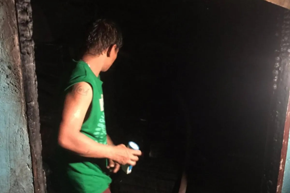 3 bahay, natupok sa sunog sa Quezon City | ABS-CBN News 3 bahay, natupok sa sunog sa Quezon City | ABS-CBN News