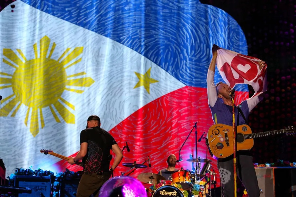 Review: Coldplay was worth the long wait | ABS-CBN Lifestyle