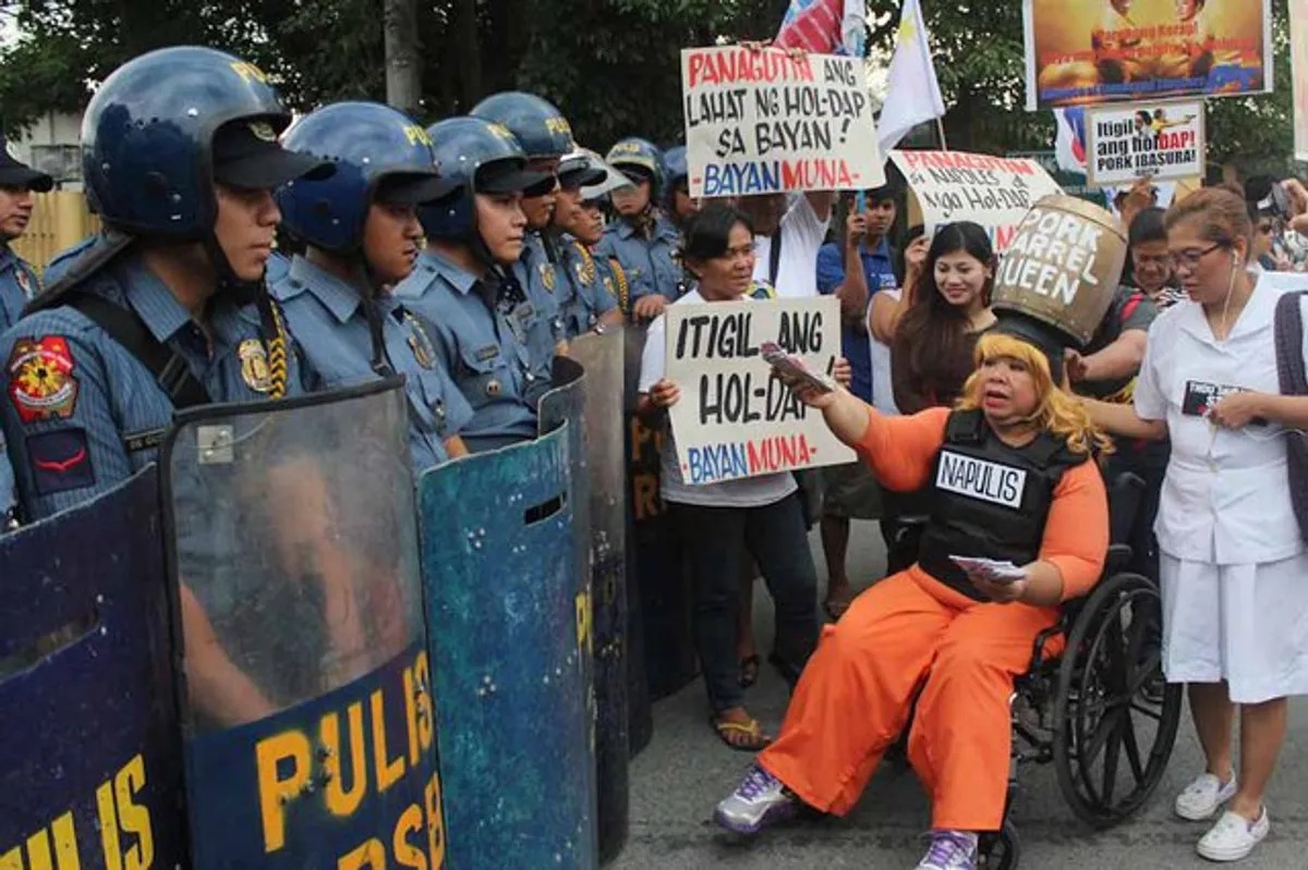 'Juana Change' goes solo to push for end to drug war | ABS-CBN News