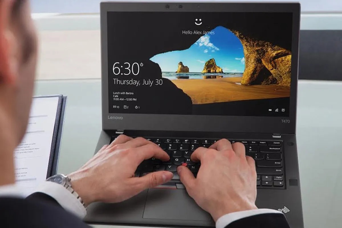 Business buys bright spot in dim computer market | ABS-CBN News