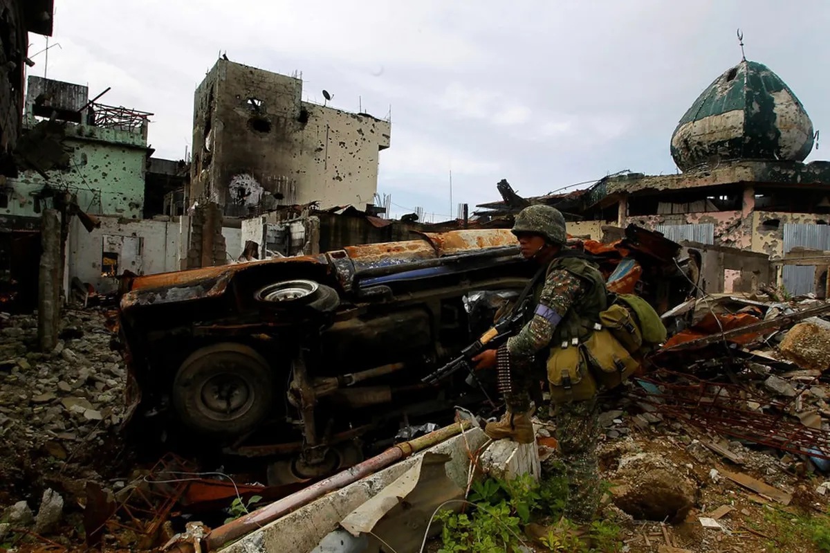 Isnilon Hapilon, last Maute brother still in Marawi as fighting drags ...