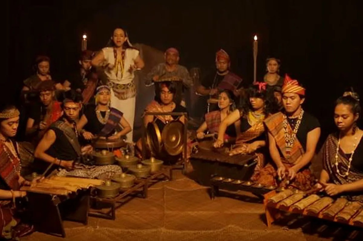 Kontra-GaPi does incredible folk cover of 'Game of Thrones' theme song | ABS-CBN Entertainment