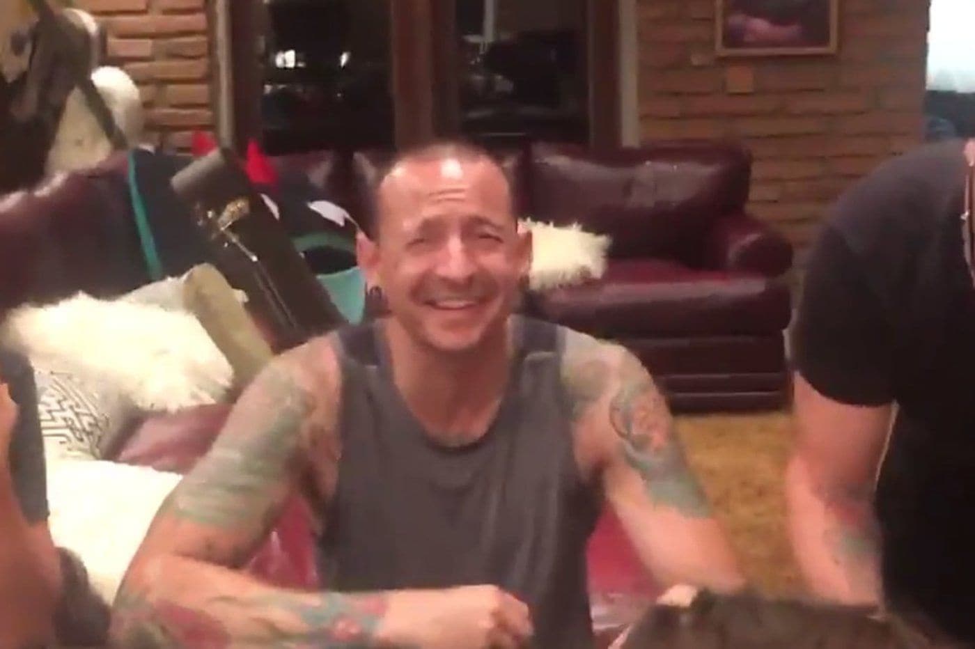 WATCH: Chester Bennington 36 hours before his death | ABS-CBN Entertainment