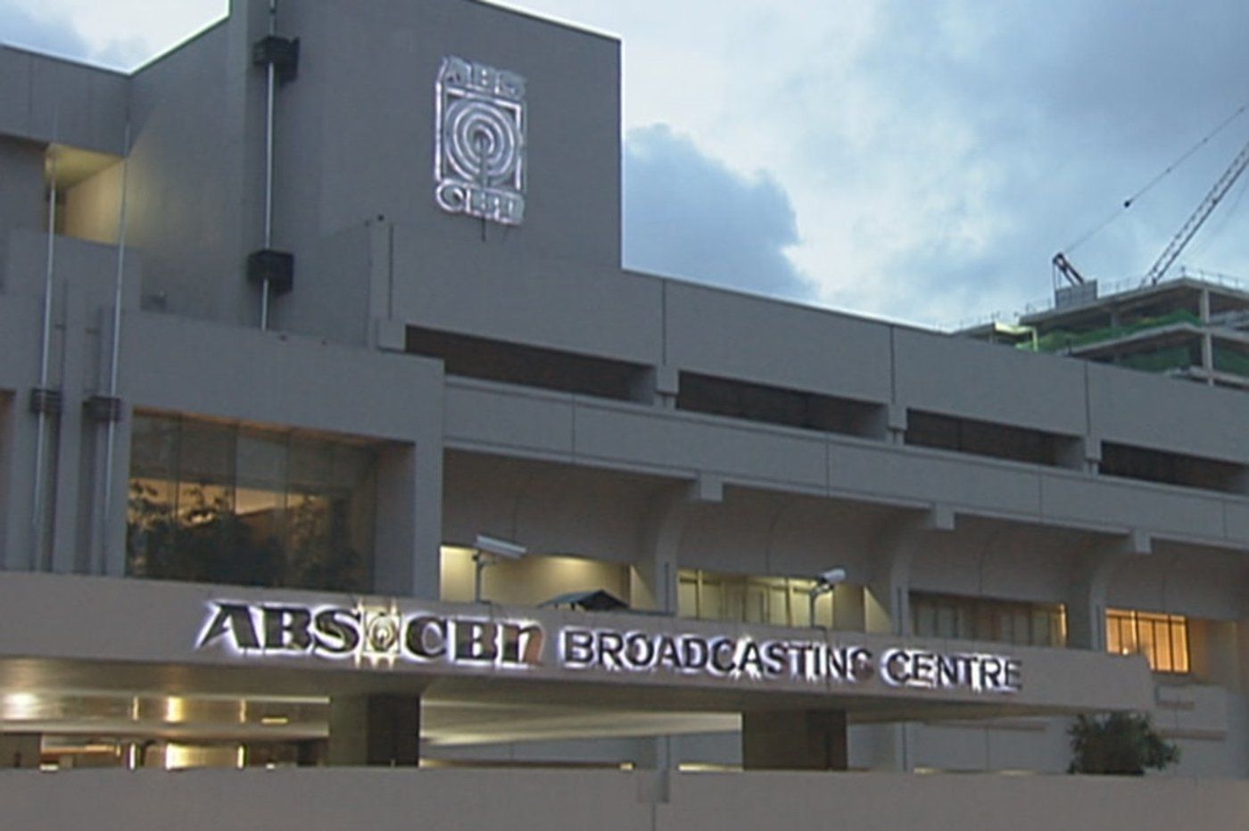 ABS-CBN iginiit na hindi ginagamit ang Big Dipper para makatipid sa ...