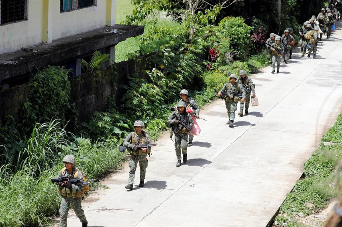 Duterte, MILF create 'peace corridor' in Marawi | ABS-CBN News