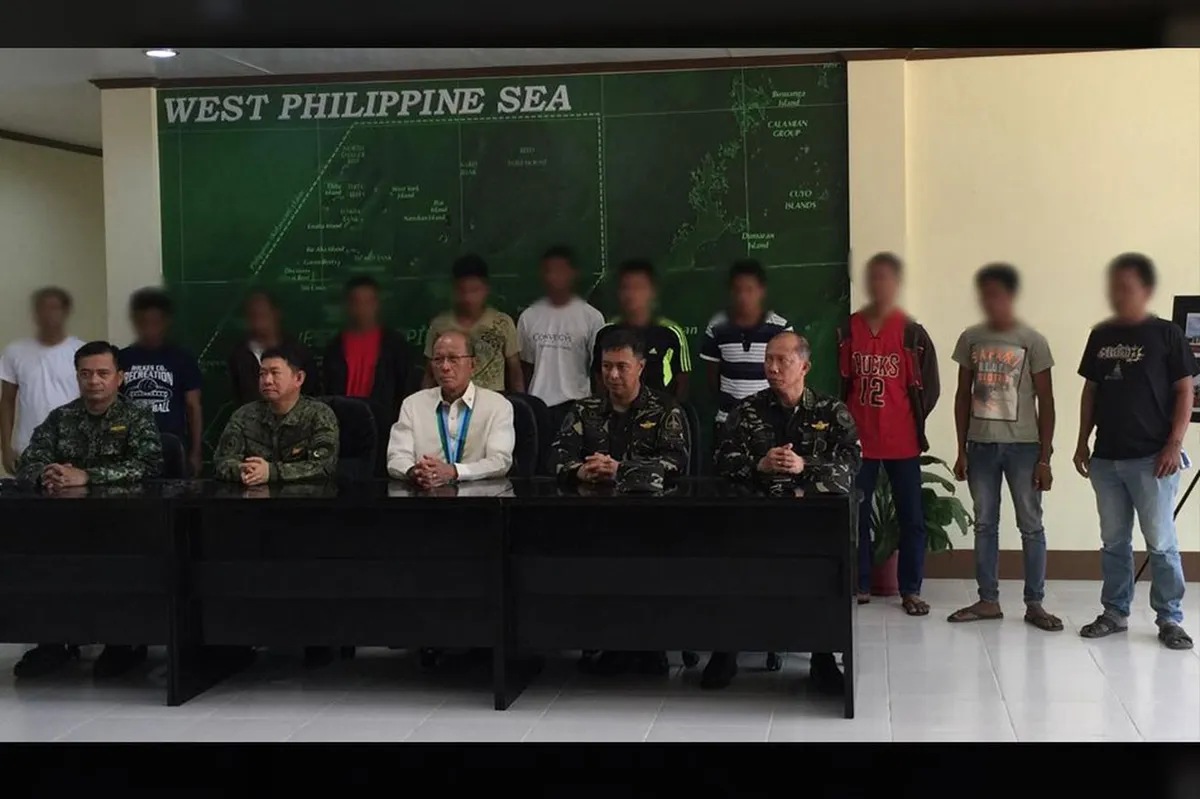 11 sumukong rebelde, iniharap sa ika-41 anibersaryo ng AFP Western ...